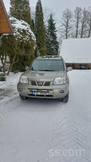 Pelēks Nissan X-Trail 2005 Jelgava, ar dzinēja tilpumu 2.20 L un nobraukumu 377 tūkst. km par 2350 €, foto 3 vietnē AUTOMOTO.COM.LV