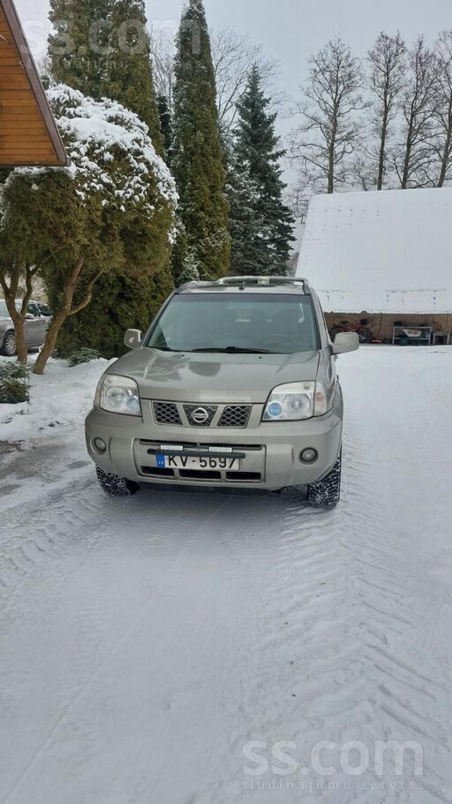 Pelēks Nissan X-Trail 2005 Jelgava, ar dzinēja tilpumu 2.20 L un nobraukumu 377 tūkst. km par 2350 €, foto 3 vietnē AUTOMOTO.COM.LV