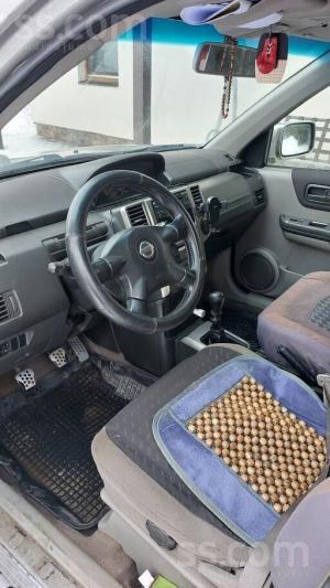 Pelēks Nissan X-Trail 2005 Jelgava, ar dzinēja tilpumu 2.20 L un nobraukumu 377 tūkst. km par 2350 €, foto 7 vietnē AUTOMOTO.COM.LV