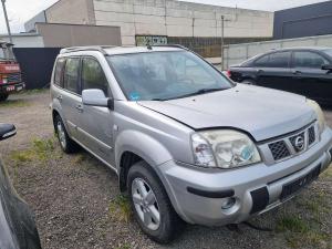 Pelēks Nissan X-Trail 2005 Kauņa, ar dzinēja tilpumu 2.50 L un nobraukumu 220 tūkst. km par 1100 €, foto 1 vietnē AUTOMOTO.COM.LV