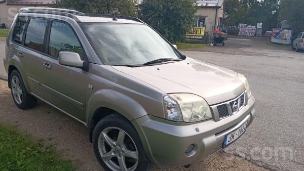 Pelēks Nissan X-Trail 2005 Rīga, ar dzinēja tilpumu 2.20 L un nobraukumu 269 tūkst. km par 2500 €, foto 3 vietnē AUTOMOTO.COM.LV