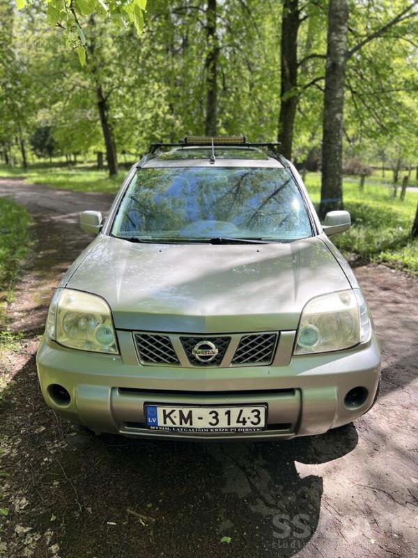Grey Nissan X-Trail 2006 in Rezekne, with an engine capacity of 2.20 L and mileage of 0 thousand km for 2700 €, photo 2 on AUTOMOTO.COM.LV