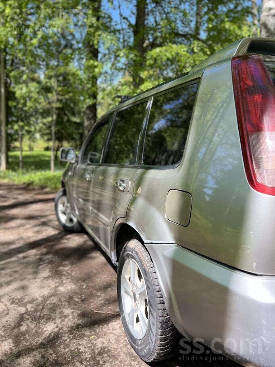 Grey Nissan X-Trail 2006 in Rezekne, with an engine capacity of 2.20 L and mileage of 0 thousand km for 2700 €, photo 3 on AUTOMOTO.COM.LV