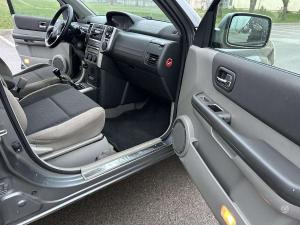 Pelēks Nissan X-Trail 2006 Ukmergė, ar dzinēja tilpumu 2.18 L un nobraukumu 243 tūkst. km par 2650 €, foto 15 vietnē AUTOMOTO.COM.LV