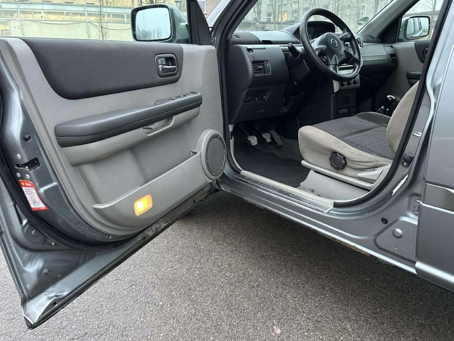 Pelēks Nissan X-Trail 2006 Ukmergė, ar dzinēja tilpumu 2.18 L un nobraukumu 243 tūkst. km par 2650 €, foto 17 vietnē AUTOMOTO.COM.LV