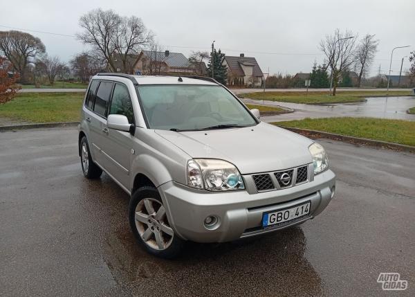 Grey Nissan X-Trail 2006 in Telschi, with an engine capacity of 2.20 L and mileage of 260 thousand km for 2499 €, photo 9 on AUTOMOTO.COM.LV