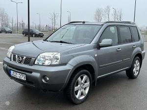 Grey Nissan X-Trail 2006 in Ukmerge, with an engine capacity of 2.18 L and mileage of 243 thousand km for 2350 €, photo 3 on AUTOMOTO.COM.LV