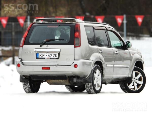 Pelēks Nissan X-Trail 2006 Rīga, ar dzinēja tilpumu 2.20 L un nobraukumu 345 tūkst. km par 3490 €, foto 7 vietnē AUTOMOTO.COM.LV