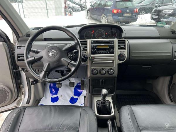 Pelēks Nissan X-Trail 2006 Utena, ar dzinēja tilpumu 2.18 L un nobraukumu 271 tūkst. km par 3200 €, foto 9 vietnē AUTOMOTO.COM.LV