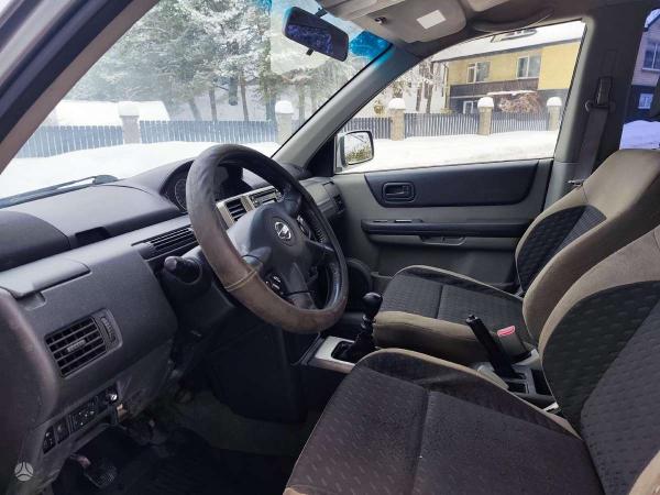 Pelēks Nissan X-Trail 2006 Anykščiai, ar dzinēja tilpumu 2.20 L un nobraukumu 360 tūkst. km par 2050 €, foto 7 vietnē AUTOMOTO.COM.LV