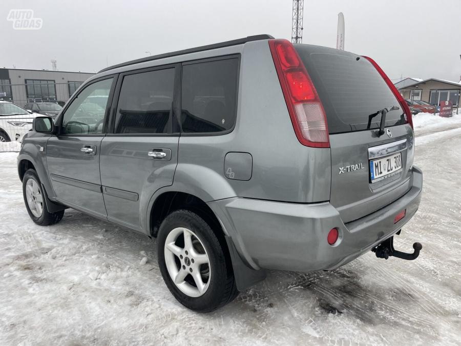 Pelēks Nissan X-Trail 2006 Kauņa, ar dzinēja tilpumu 2.20 L un nobraukumu 290 tūkst. km par 2999 €, foto 2 vietnē AUTOMOTO.COM.LV