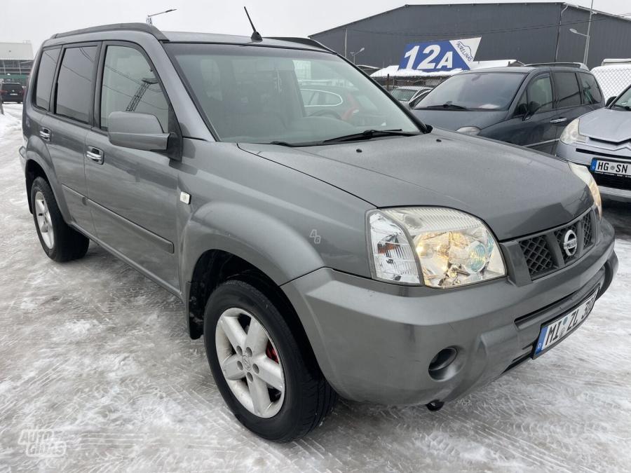 Pelēks Nissan X-Trail 2006 Kauņa, ar dzinēja tilpumu 2.20 L un nobraukumu 290 tūkst. km par 2999 €, foto 4 vietnē AUTOMOTO.COM.LV