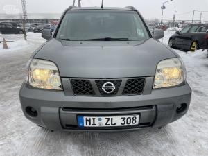 Pelēks Nissan X-Trail 2006 Kauņa, ar dzinēja tilpumu 2.20 L un nobraukumu 290 tūkst. km par 2999 €, foto 5 vietnē AUTOMOTO.COM.LV