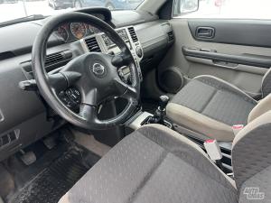 Pelēks Nissan X-Trail 2006 Kauņa, ar dzinēja tilpumu 2.20 L un nobraukumu 290 tūkst. km par 2999 €, foto 15 vietnē AUTOMOTO.COM.LV