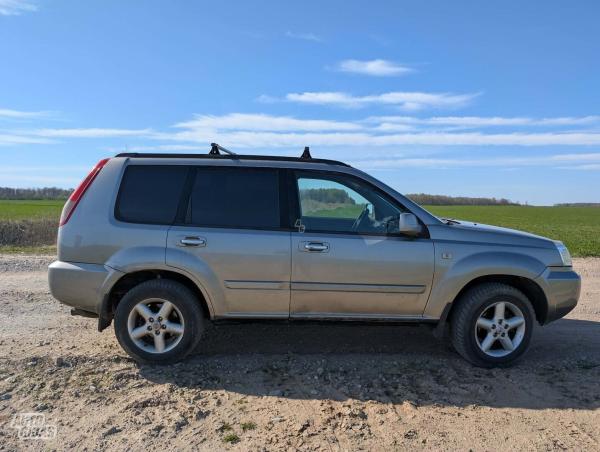 Pelēks Nissan X-Trail 2006 Pasvalys, ar dzinēja tilpumu 2.20 L un nobraukumu 277 tūkst. km par 1300 €, foto 6 vietnē AUTOMOTO.COM.LV