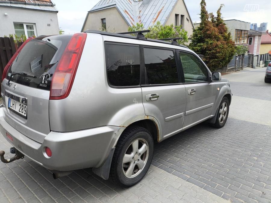 Grey Nissan X-Trail 2006 in Vilnius, with an engine capacity of 2.00 L and mileage of 250 thousand km for 1100 €, photo 5 on AUTOMOTO.COM.LV