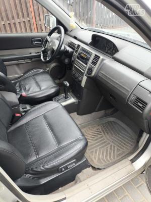 Grey Nissan X-Trail 2006 in Vilnius, with an engine capacity of 2.00 L and mileage of 250 thousand km for 1100 €, photo 9 on AUTOMOTO.COM.LV