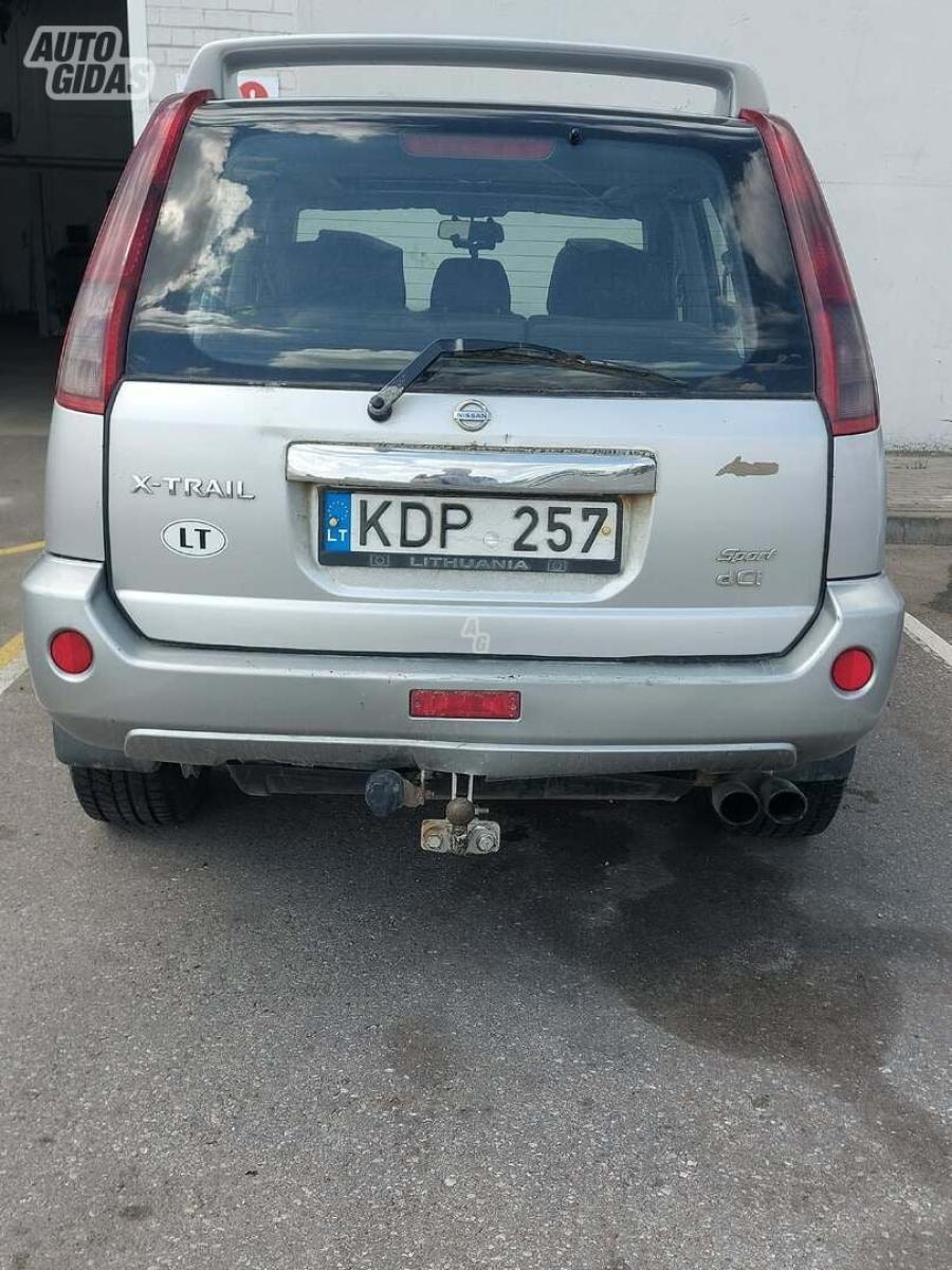 Grey Nissan X-Trail 2006 in Kaunas, with an engine capacity of 2.20 L and mileage of 300 thousand km for 850 €, photo 6 on AUTOMOTO.COM.LV