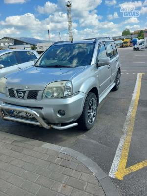 Grey Nissan X-Trail 2006 in Kaunas, with an engine capacity of 2.20 L and mileage of 300 thousand km for 850 €, photo 10 on AUTOMOTO.COM.LV