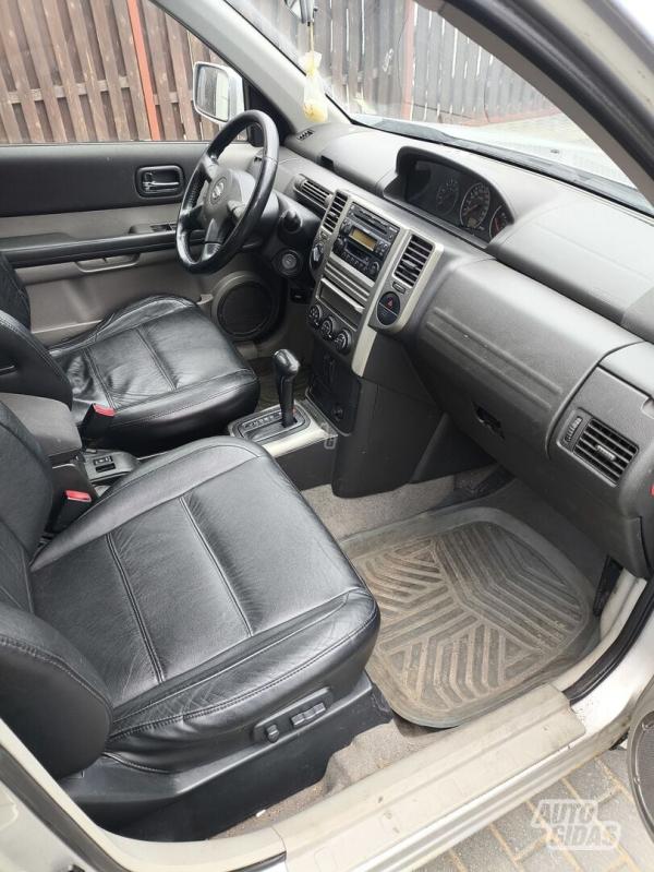 Grey Nissan X-Trail 2006 in Vilnius, with an engine capacity of 2.00 L and mileage of 250 thousand km for 1050 €, photo 8 on AUTOMOTO.COM.LV