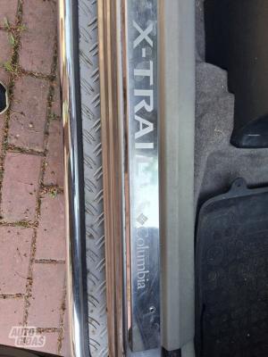 Pelēks Nissan X-Trail 2006 Viļņa, ar dzinēja tilpumu 2.50 L un nobraukumu 270 tūkst. km par 2900 €, foto 3 vietnē AUTOMOTO.COM.LV