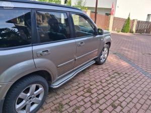 Pelēks Nissan X-Trail 2006 Viļņa, ar dzinēja tilpumu 2.50 L un nobraukumu 270 tūkst. km par 2900 €, foto 7 vietnē AUTOMOTO.COM.LV