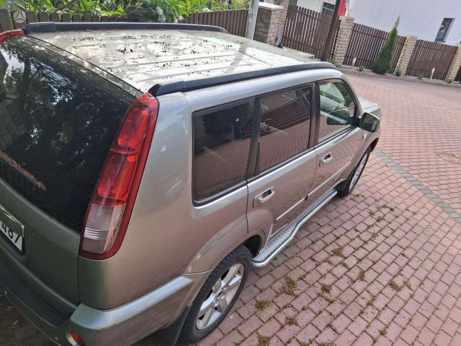 Grey Nissan X-Trail 2006 in Vilnius, with an engine capacity of 2.49 L and mileage of 230 thousand km for 2900 €, photo 6 on AUTOMOTO.COM.LV