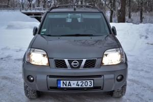 Grey Nissan X-Trail 2006 in Jekabpils, with an engine capacity of 2.20 L and mileage of 180 thousand km for 4700 €, photo 5 on AUTOMOTO.COM.LV