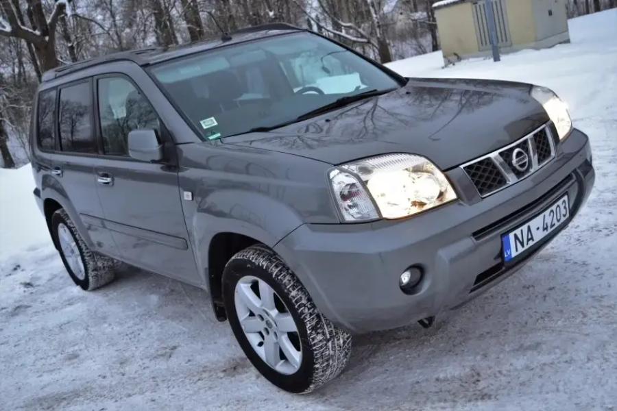Grey Nissan X-Trail 2006 in Jekabpils, with an engine capacity of 2.20 L and mileage of 180 thousand km for 4700 €, photo 6 on AUTOMOTO.COM.LV
