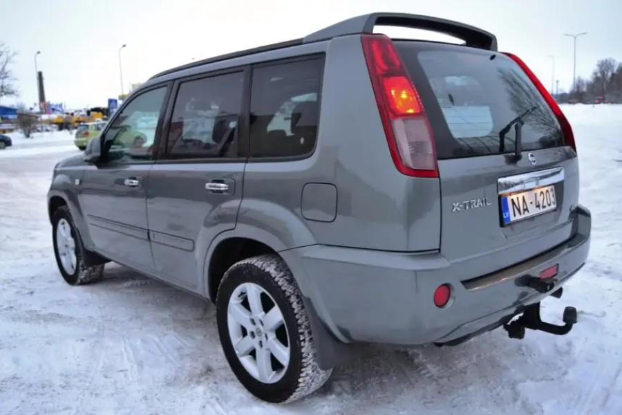 Grey Nissan X-Trail 2006 in Jekabpils, with an engine capacity of 2.20 L and mileage of 180 thousand km for 4700 €, photo 9 on AUTOMOTO.COM.LV