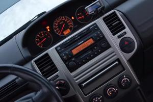 Grey Nissan X-Trail 2006 in Jekabpils, with an engine capacity of 2.20 L and mileage of 180 thousand km for 4700 €, photo 17 on AUTOMOTO.COM.LV