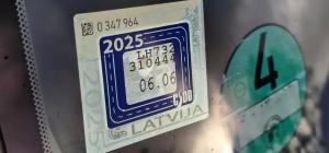 Pelēks Nissan X-Trail 2006 Valmiera, ar dzinēja tilpumu 2.20 L un nobraukumu 279 tūkst. km par 2200 €, foto 13 vietnē AUTOMOTO.COM.LV