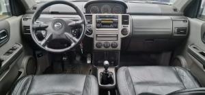 Grey Nissan X-Trail 2006 in Valmiera, with an engine capacity of 2.20 L and mileage of 259 thousand km for 1200 €, photo 8 on AUTOMOTO.COM.LV