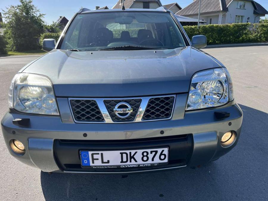 Pelēks Nissan X-Trail 2006 Plungė, ar dzinēja tilpumu 2.18 L un nobraukumu 285 tūkst. km par 3500 €, foto 5 vietnē AUTOMOTO.COM.LV