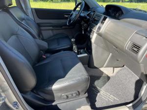 Pelēks Nissan X-Trail 2006 Plungė, ar dzinēja tilpumu 2.18 L un nobraukumu 285 tūkst. km par 3500 €, foto 14 vietnē AUTOMOTO.COM.LV