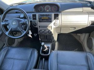 Pelēks Nissan X-Trail 2006 Plungė, ar dzinēja tilpumu 2.18 L un nobraukumu 285 tūkst. km par 3500 €, foto 17 vietnē AUTOMOTO.COM.LV