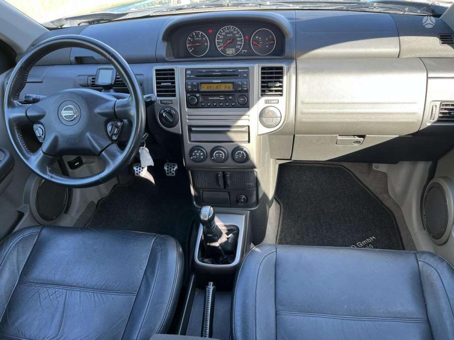 Pelēks Nissan X-Trail 2006 Plungė, ar dzinēja tilpumu 2.18 L un nobraukumu 285 tūkst. km par 3500 €, foto 17 vietnē AUTOMOTO.COM.LV