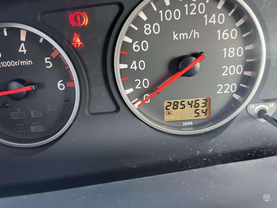 Pelēks Nissan X-Trail 2006 Plungė, ar dzinēja tilpumu 2.18 L un nobraukumu 285 tūkst. km par 3500 €, foto 25 vietnē AUTOMOTO.COM.LV
