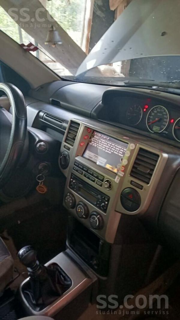 Pelēks Nissan X-Trail 2006 Jelgava, ar dzinēja tilpumu 2.20 L un nobraukumu 0 tūkst. km par 1700 €, foto 1 vietnē AUTOMOTO.COM.LV