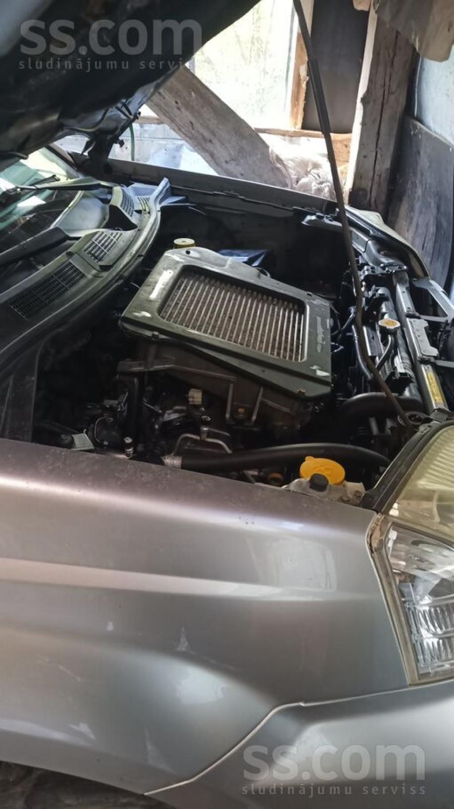 Grey Nissan X-Trail 2006 in Jelgava, with an engine capacity of 2.20 L and mileage of 0 thousand km for 1700 €, photo 14 on AUTOMOTO.COM.LV