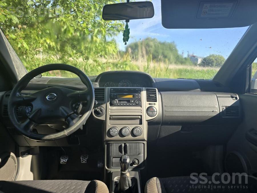 Pelēks Nissan X-Trail 2006 Liepāja, ar dzinēja tilpumu 2.20 L un nobraukumu 238 tūkst. km par 1000 €, foto 6 vietnē AUTOMOTO.COM.LV
