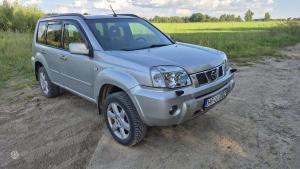 Pelēks Nissan X-Trail 2006 Viļņa, ar dzinēja tilpumu 2.50 L un nobraukumu 344 tūkst. km par 2200 €, foto 5 vietnē AUTOMOTO.COM.LV