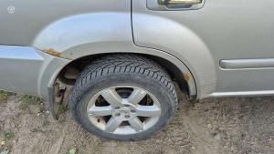 Pelēks Nissan X-Trail 2006 Viļņa, ar dzinēja tilpumu 2.50 L un nobraukumu 344 tūkst. km par 2200 €, foto 22 vietnē AUTOMOTO.COM.LV