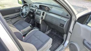 Pelēks Nissan X-Trail 2006 Viļņa, ar dzinēja tilpumu 2.50 L un nobraukumu 344 tūkst. km par 2200 €, foto 32 vietnē AUTOMOTO.COM.LV