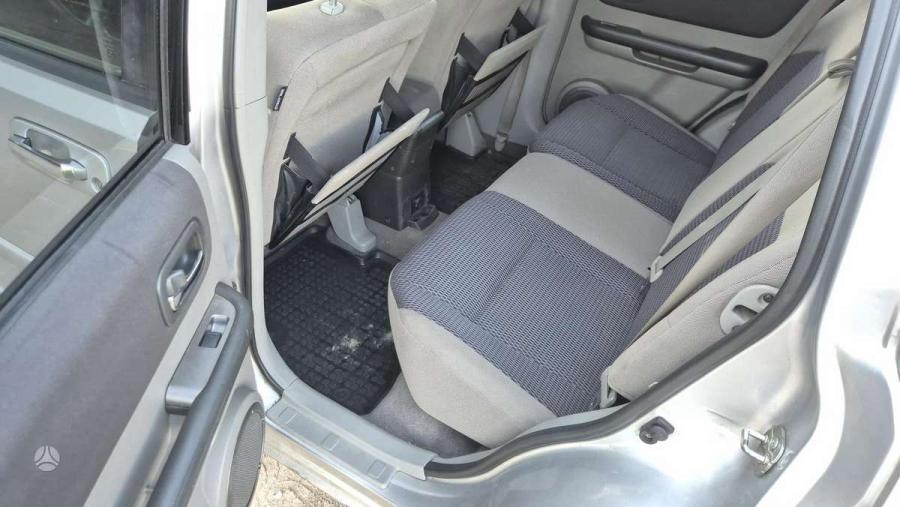Pelēks Nissan X-Trail 2006 Viļņa, ar dzinēja tilpumu 2.50 L un nobraukumu 344 tūkst. km par 2200 €, foto 37 vietnē AUTOMOTO.COM.LV