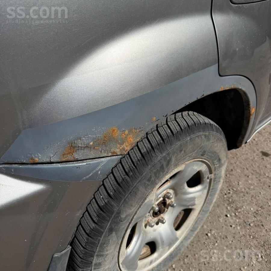Pelēks Nissan X-Trail 2006 Rīga, ar dzinēja tilpumu 2.20 L un nobraukumu 279 tūkst. km par 1200 €, foto 13 vietnē AUTOMOTO.COM.LV