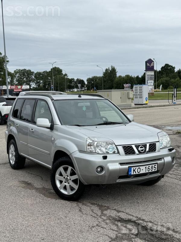 Pelēks Nissan X-Trail 2006 Kuldīga, ar dzinēja tilpumu 2.20 L un nobraukumu 240 tūkst. km par 2200 €, foto 1 vietnē AUTOMOTO.COM.LV