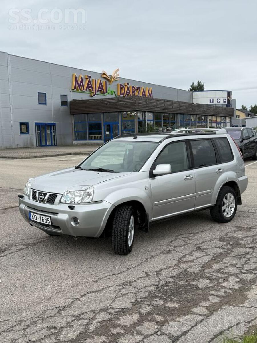 Pelēks Nissan X-Trail 2006 Kuldīga, ar dzinēja tilpumu 2.20 L un nobraukumu 240 tūkst. km par 2200 €, foto 3 vietnē AUTOMOTO.COM.LV