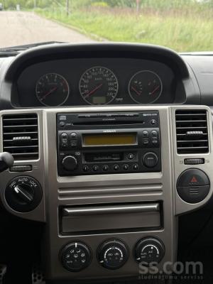 Pelēks Nissan X-Trail 2006 Kuldīga, ar dzinēja tilpumu 2.20 L un nobraukumu 240 tūkst. km par 2200 €, foto 9 vietnē AUTOMOTO.COM.LV