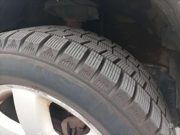 Pelēks Nissan X-Trail 2006 Viļņa, ar dzinēja tilpumu 2.18 L un nobraukumu 272 tūkst. km par 2600 €, foto 6 vietnē AUTOMOTO.COM.LV